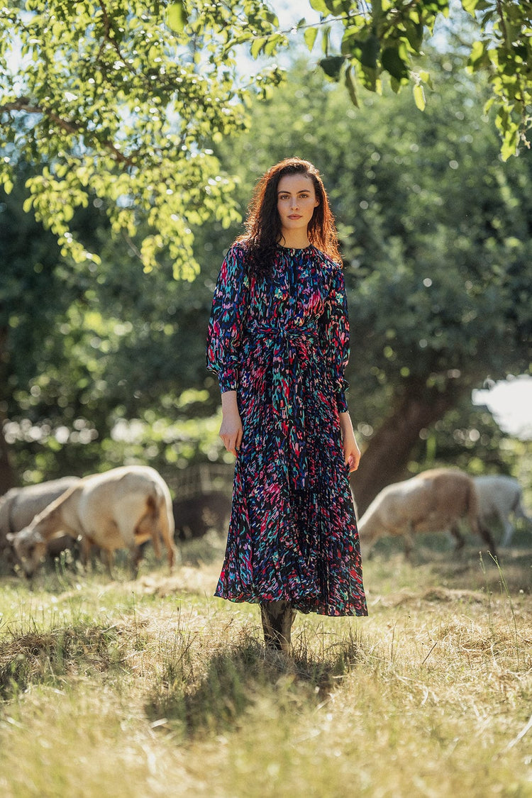 Modest Dresses for Women - Fame On Central – Fame on Central